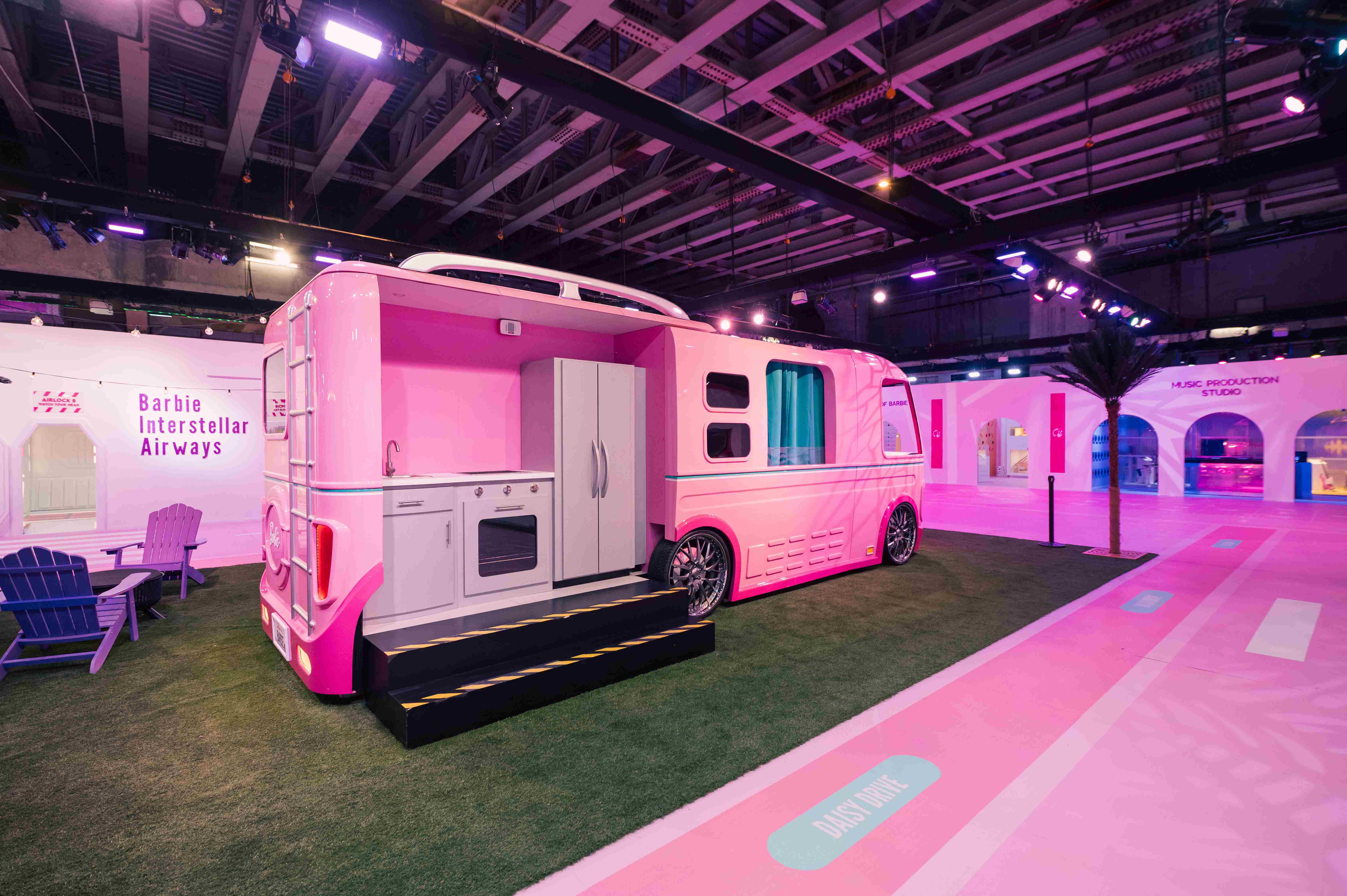 World of Barbie Jakarta Resmi Dibuka, Masuk ke Dunia Barbie dalam Skala ...